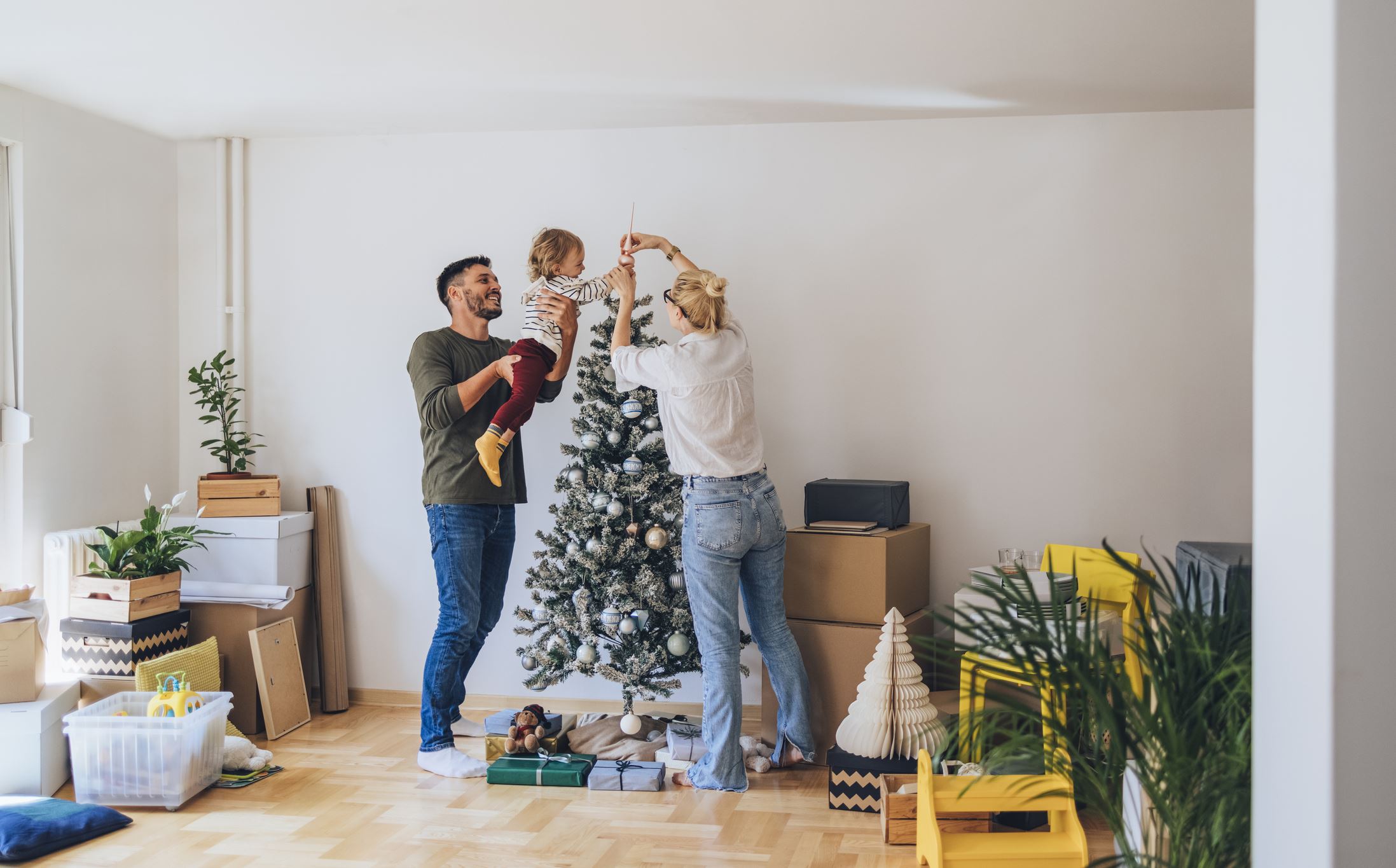 Comprehensive Guide to Moving During the Holidays